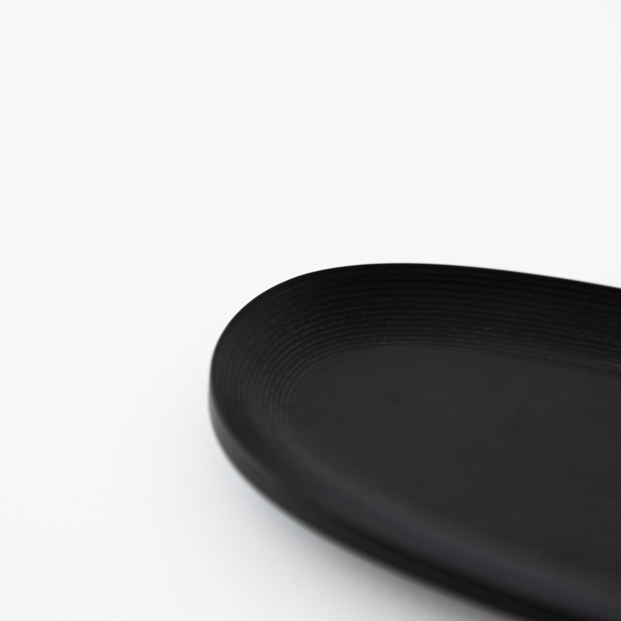 Bunaco Small Oval Plate #142 | Tortoise General Store