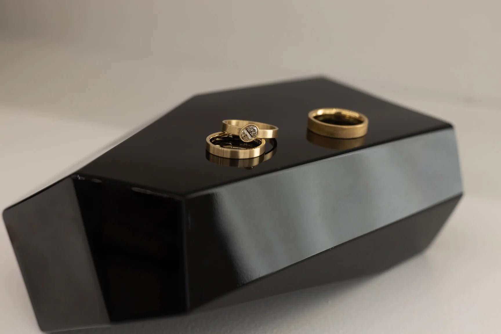 Shihara | tortoise general store