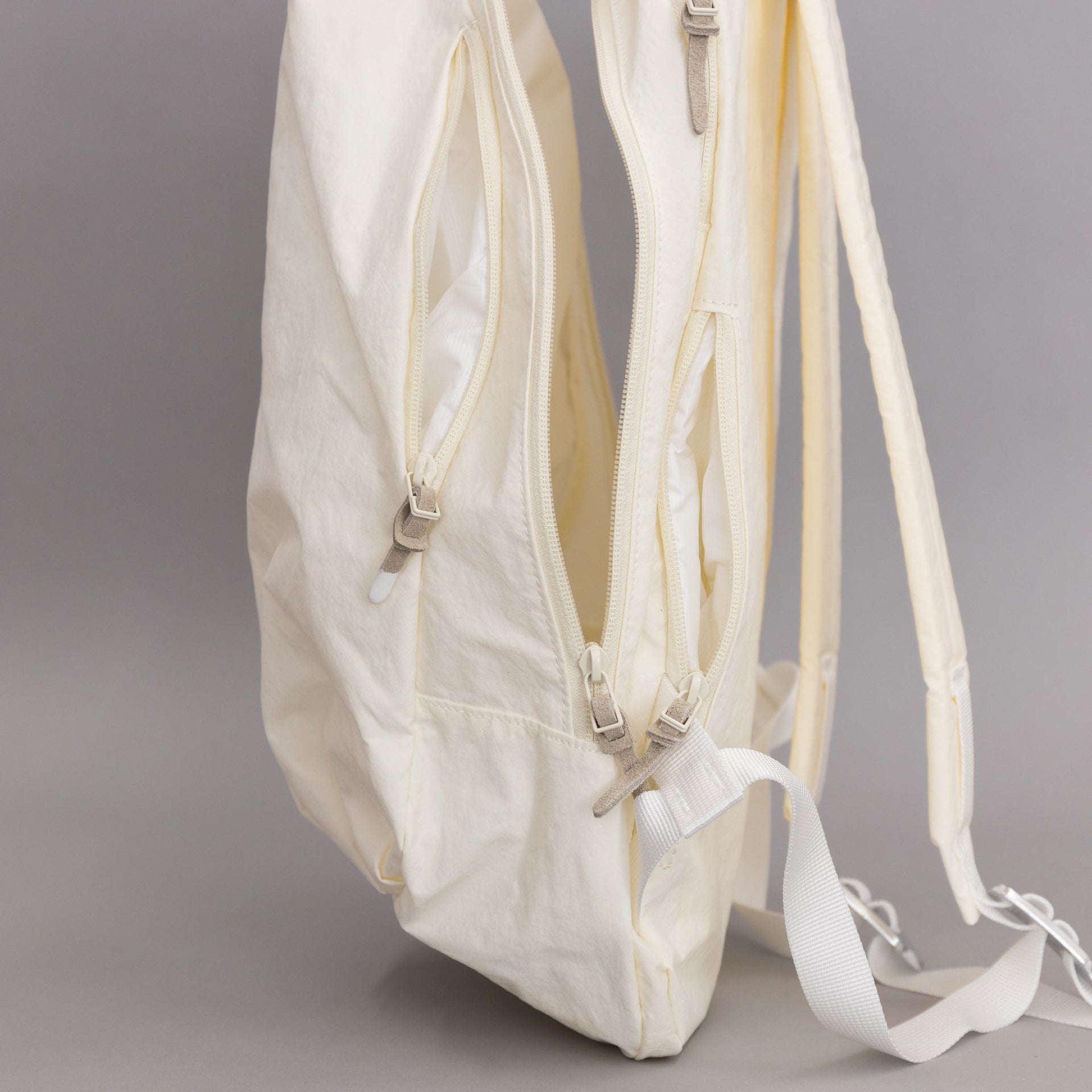 ANUNFOLD Wrap Pack - White | Tortoise General Store