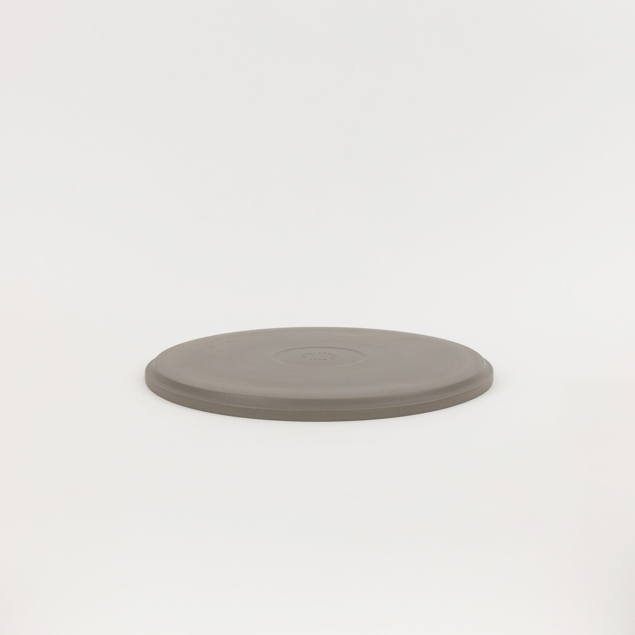 HDG105 - Plate / Lid Dark Gray ø 10" | Tortoise General Store