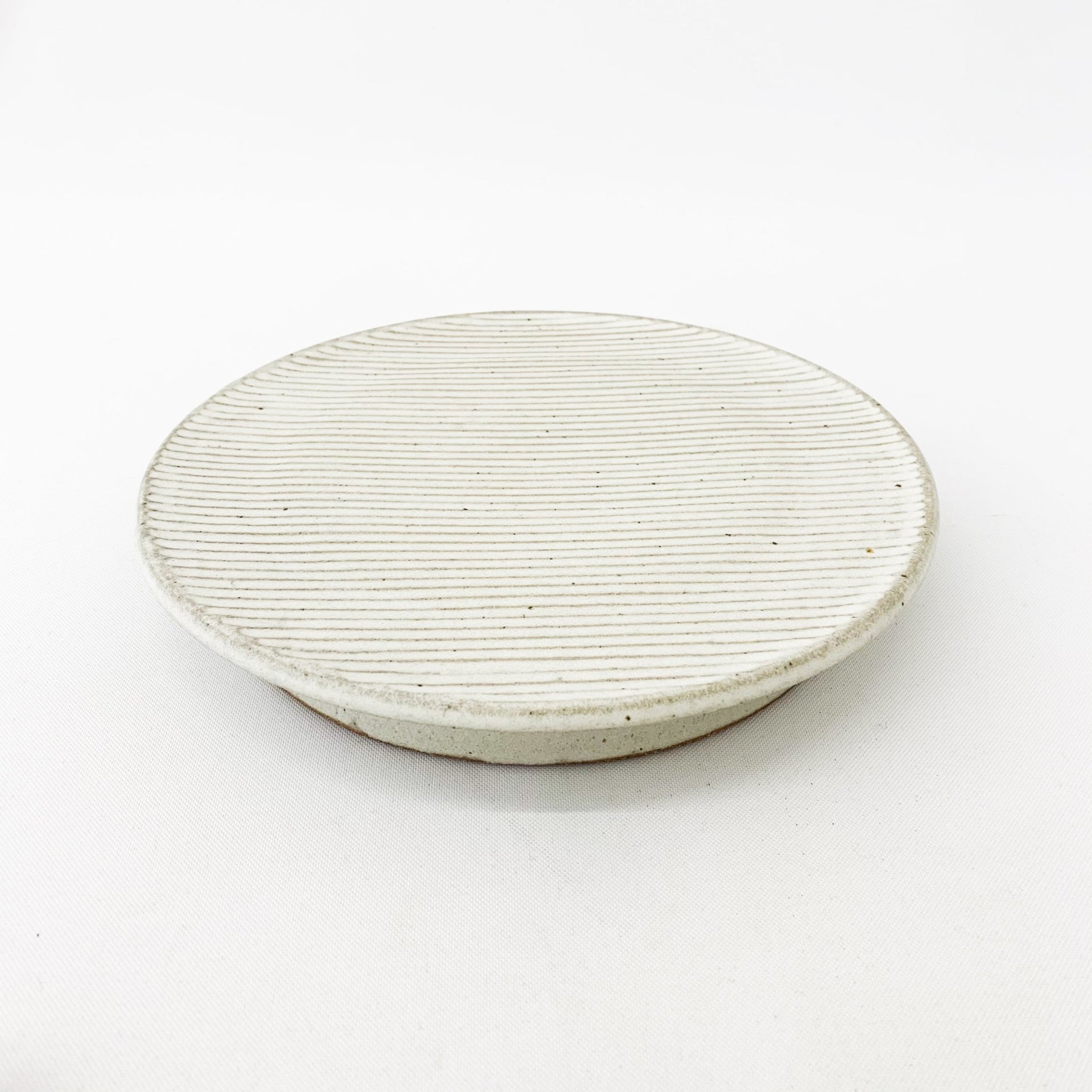 Tomoro Cake Stand | Tortoise General Store