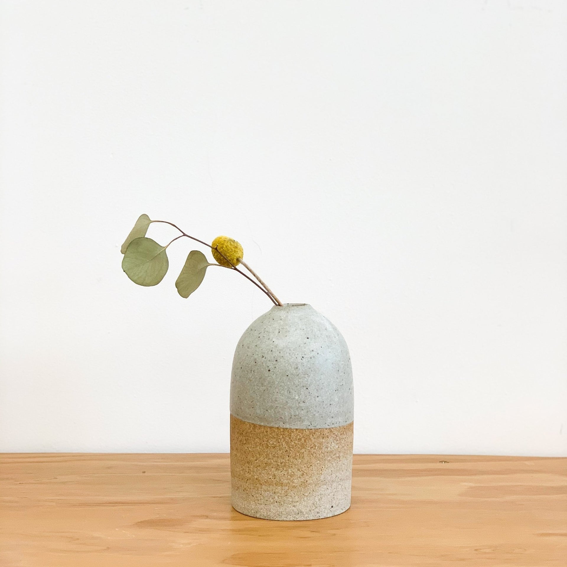 Tomoro Terra Bud Vase (Medium) | Tortoise General Store